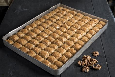 Cevizli Baklava Tepsi Liva Shop