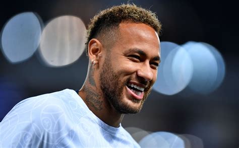 Jornal Correio Neymar O Atleta Mais Bem Pago Do Mundo Veja O