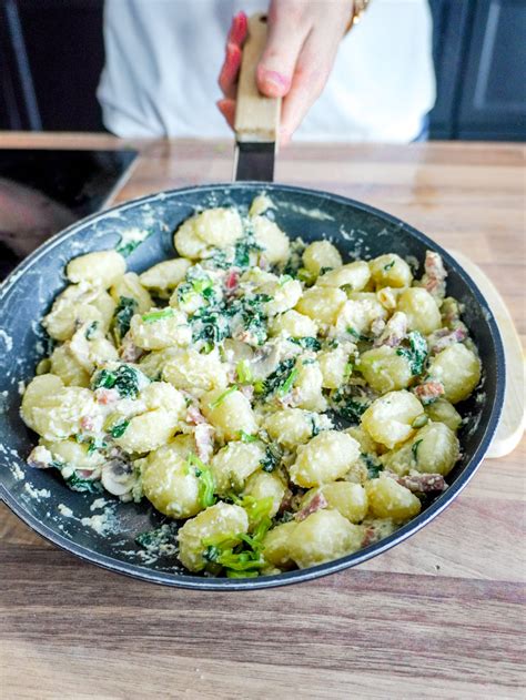 Gnocchis épinards lardons Recette facile à cuisiner