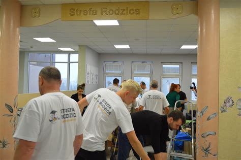Świąteczny prezent dla dzieci z płockiego szpitala Na oddziale