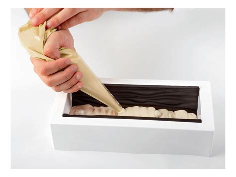Moule à bûche silicone Tapis arabesque 25 x 9 cm Silikomart