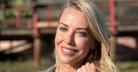 Laura Hamilton Gets Hotter Every Day As She Wows Fans In Plunging Mini Dress Flipboard