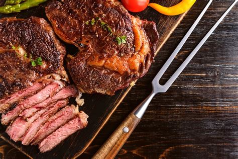 Aprenda cómo cocinar diferentes tipos de carne para hacer una