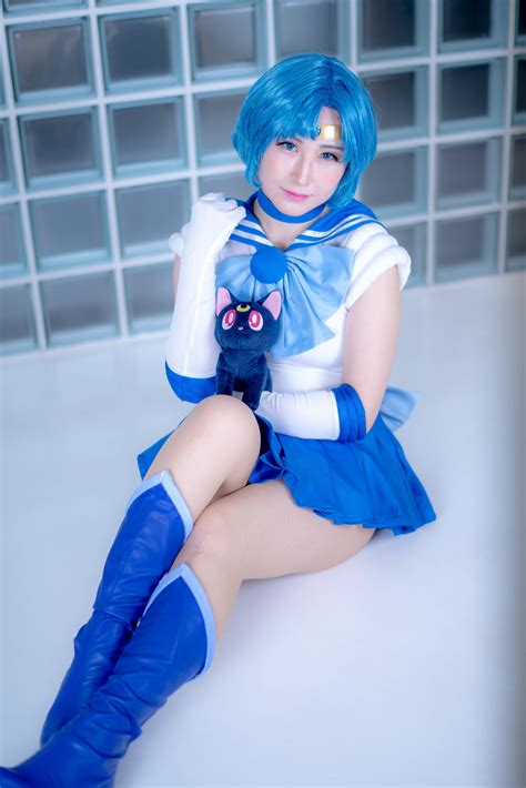 美少女戦士セーラームーン セーラーマーキュリー Sailor Mercury Cute Cosplay Sexy Cosplay Cosplay Characters