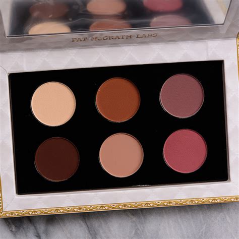 Pat McGrath Velvet Liaison MTHRSHP Eyeshadow Palette Review Swatches