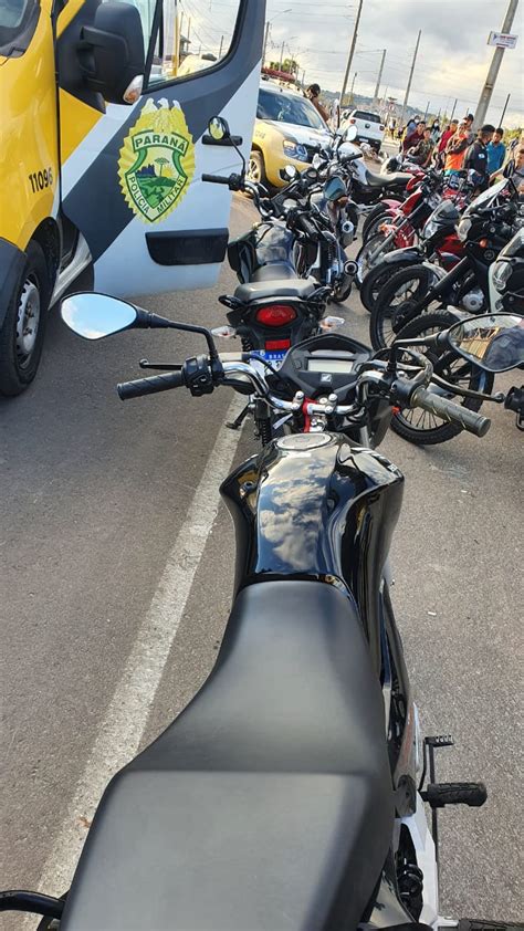 PM faz operação de trânsito e apreende 25 motocicletas no Parque Linear
