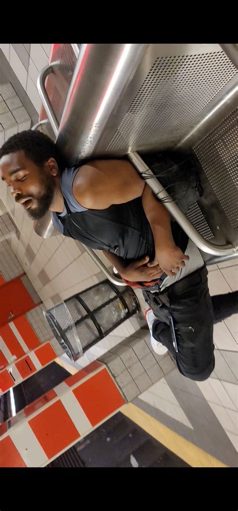 Public Sleeping Sagger