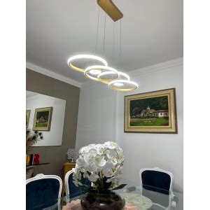 Pendente Saturno Dourado Lustres Karoline