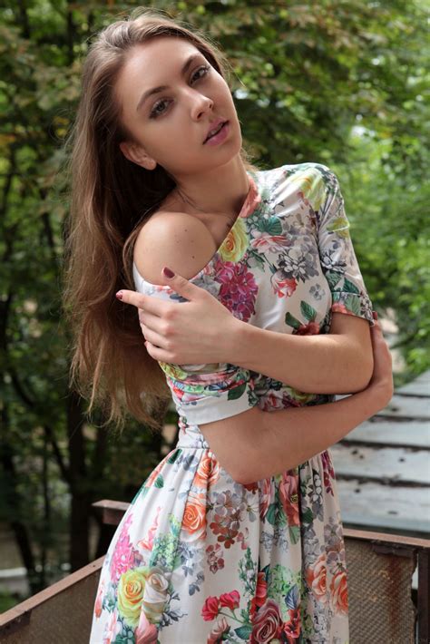 Metart Valery Leche Presenting Valery Leche By