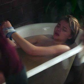 Chloe Grace Moretz Nip Slip Telegraph