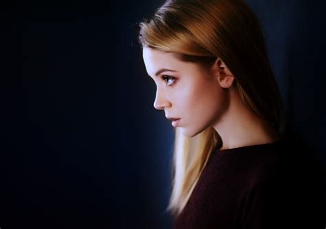 Profile 1080P Red Sweater Ksenia Kokoreva Face Portrait Maxim