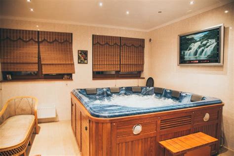 Best Price On Guest House Montreal In Odessa Reviews
