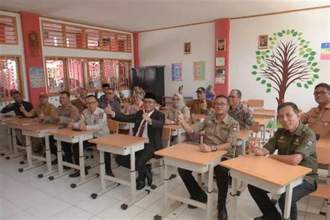 Hebat Pemko Padang Bangun Rkb Sd Dan Smp Wako Hendri Septa