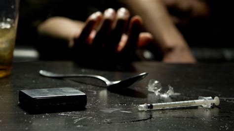 Las muertes por sobredosis de drogas alcanzan una cifra récord en la