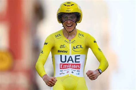 Vainqueur de sa 6e étape en 2024 Pogacar signe le premier doublé Giro