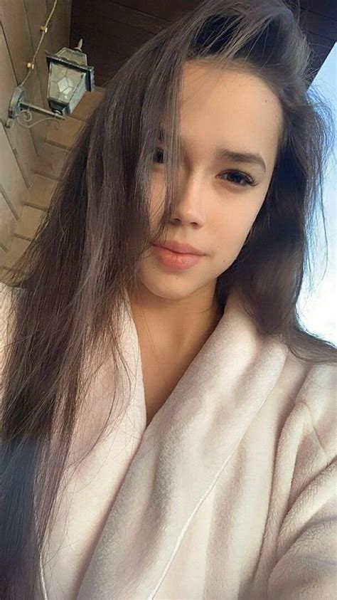 Пин от пользователя Raul Figueroa Garcia на доске Alina Zagitova в 2024