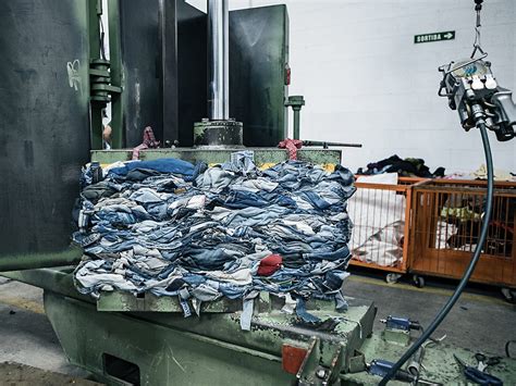 Residuos textiles prevención reutilización y reciclaje Infinitdenim