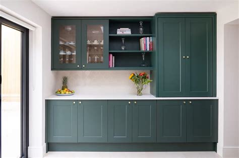 Raised Panel Vs Flat Panel Cabinet Doors Which Is Better