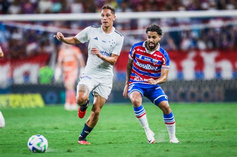 Fortaleza perde para o Cruzeiro no Castelão e chega a oito jogos sem