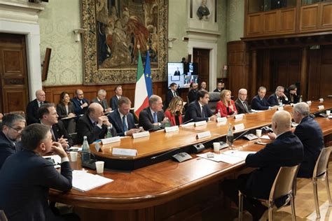Pnrr Cabina Regia Governo Partecipate Meloni Con RepowerEu Spinta A