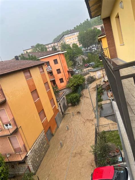 Maltempo Emilia Romagna Violento Temporale Sull Appennino Modenese
