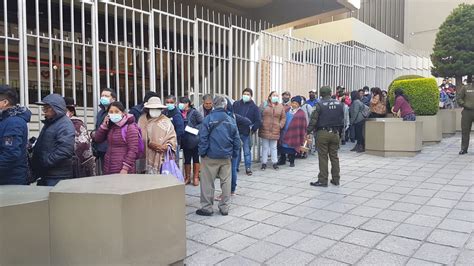Banco Central vendió casi us 800 000 en un solo día La Razón
