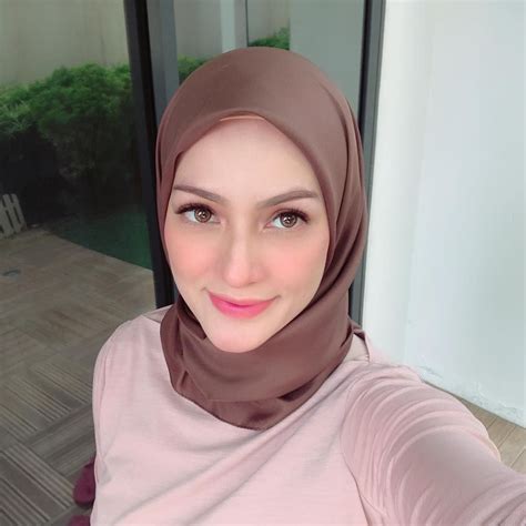 Muslim Nude Selfie Telegraph