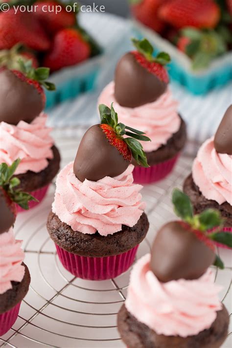 Chocolate Covered Strawberries Cupcakes