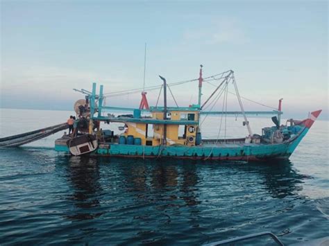 Nelayan Ditahan Tangkap Ikan Di Zon Larangan Utusan Malaysia