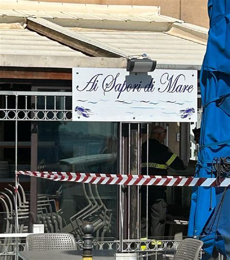 Incendio Danneggia Ristorante A Mondello Intervento Dei Vigili Del