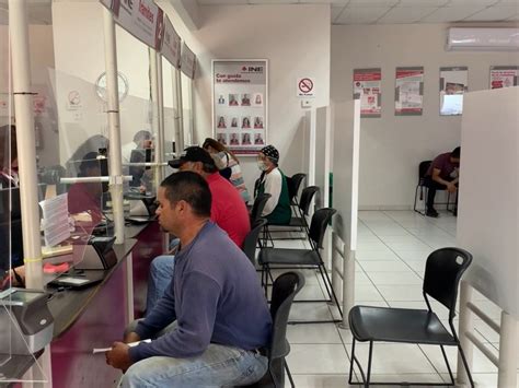 Existe rezago en la renovación de las credenciales del INE