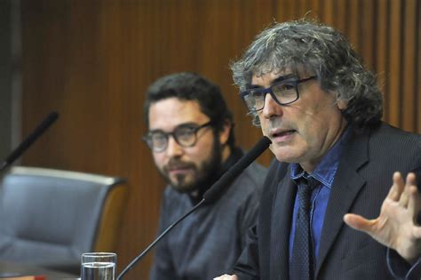 Moradores do Jardim Apurá pedem cumprimento de acordo por moradias na