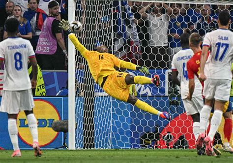 Lamine Yamal firma el gol más espectacular y más joven de la Eurocopa