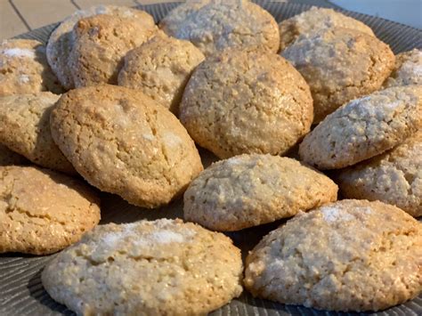 Amarettis Aux Amandes Biscuit Italien Mesdelices Fr