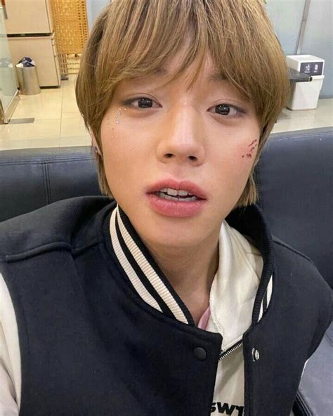 Park Jihoon 2x2 Picture Id Park Jihoon L O V E Bts Black And White