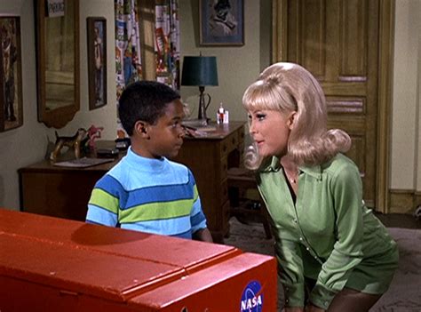 Mini Skirt Monday 193 I Dream Of Jeannie Season 5 Mini Skirts I Dream Of Jeannie Dream