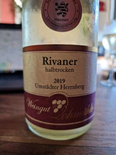 Weingut Lohmühle Umstädter Herrnberg Rivaner Halbtrocken Vivino US