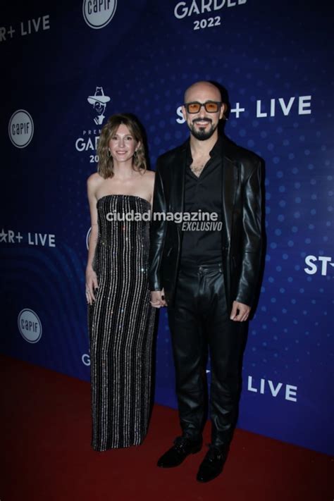 Los Impactantes Looks De Los Premios Gardel De Tini Stoessel Y