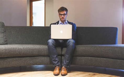 7 Reasons Why Fresh College Graduates Should Consider Entrepreneurship