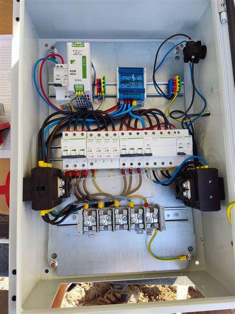 Elektryk Uslugi Elektryczne Instalacje Elektryczne Pomiary D Blin