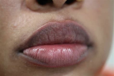 Dark Lips Around Edges Lipstutorial Org