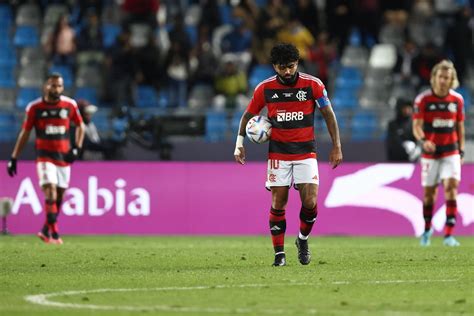 Flamengo perde para o Al Hilal e está eliminado do Mundial de Clubes FIFA
