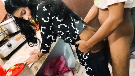 Indische Desi Bhabhi Wird Von Ihrem Devar Zum Ersten Mal Sexficken Hart Gefickt Xhamster