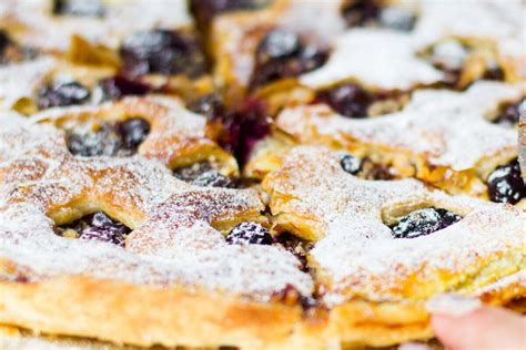 Crostata Di Ciliegie Fresche E Crema L Ottava Meraviglia