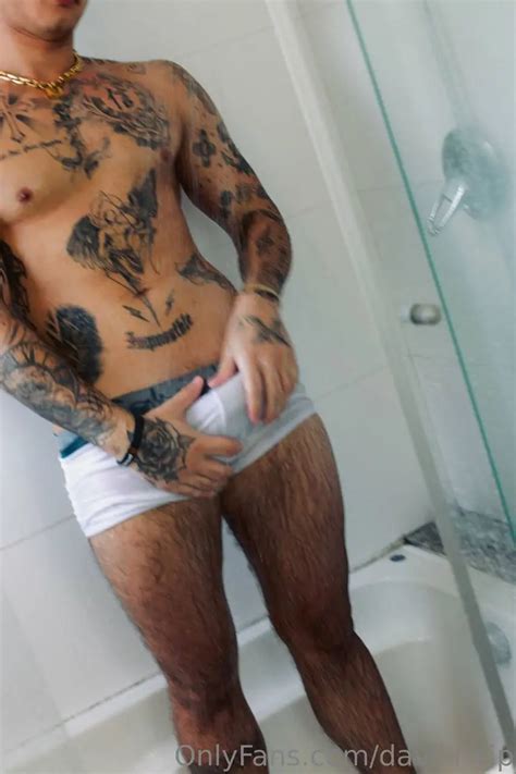 Fotos Do DJ Davi Kneip KondZilla Pelado Exibindo O Corpo Sarado