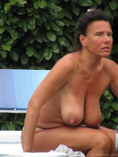 Dicke Titten und große Brustwarzen Dicke Titten Bilder