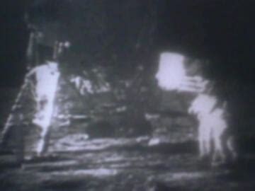 21 Juillet 1969 Le Monde Assiste En Direct Aux Premiers Pas De L