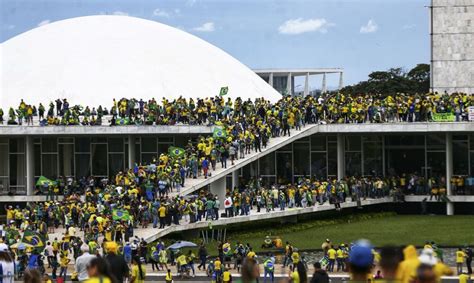 Moraes Manda Soltar 90 Presos Nos Atos Golpistas De 8 De Janeiro WSCOM