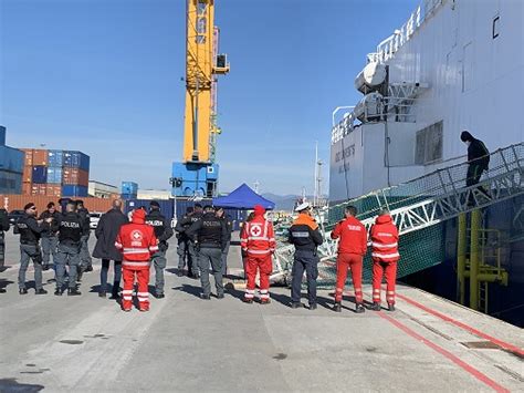 Geo Barents In Porto A Marina Di Carrara Con 249 Migranti Importante