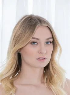 Vixen Photos 17 02 13 100404 Natalia Starr Xander Corvus Hot For TA